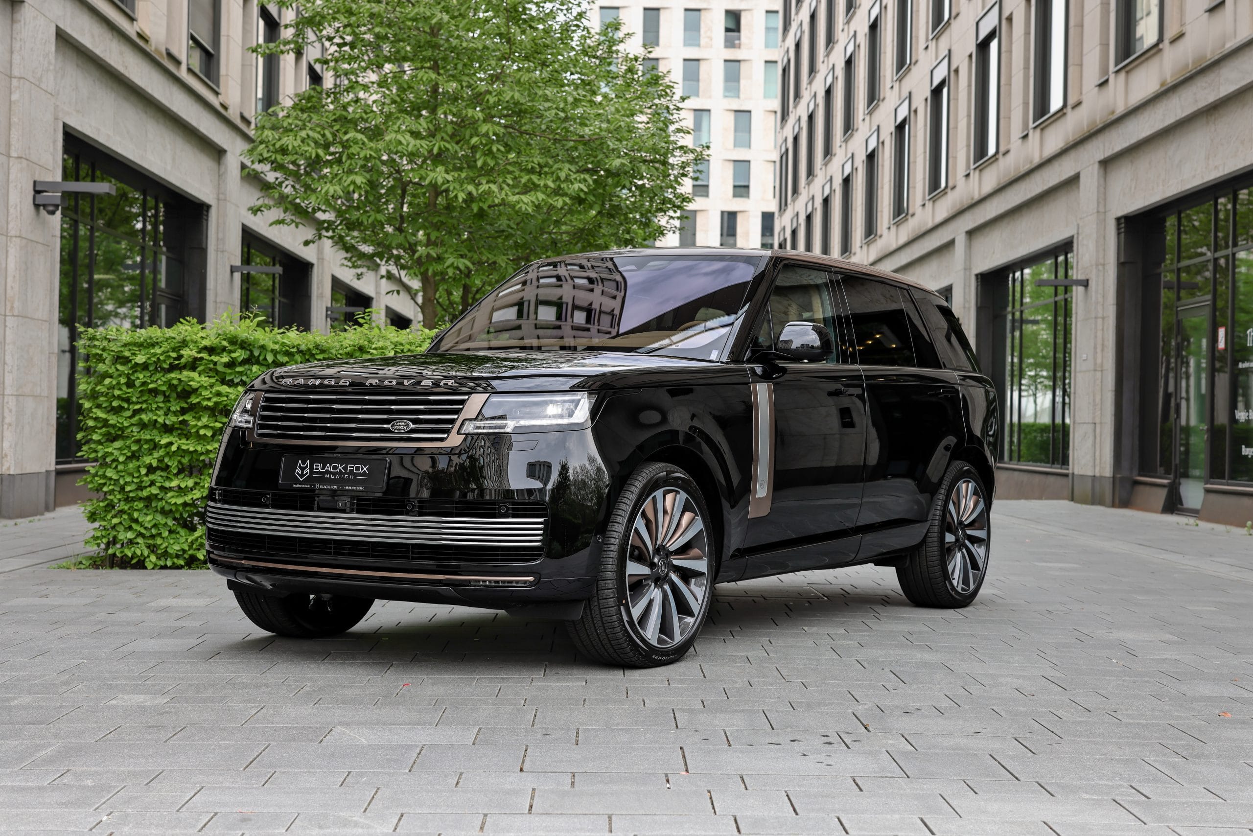 Best 2025 Range Rover Dealers in Colombo for Your Luxury SUV