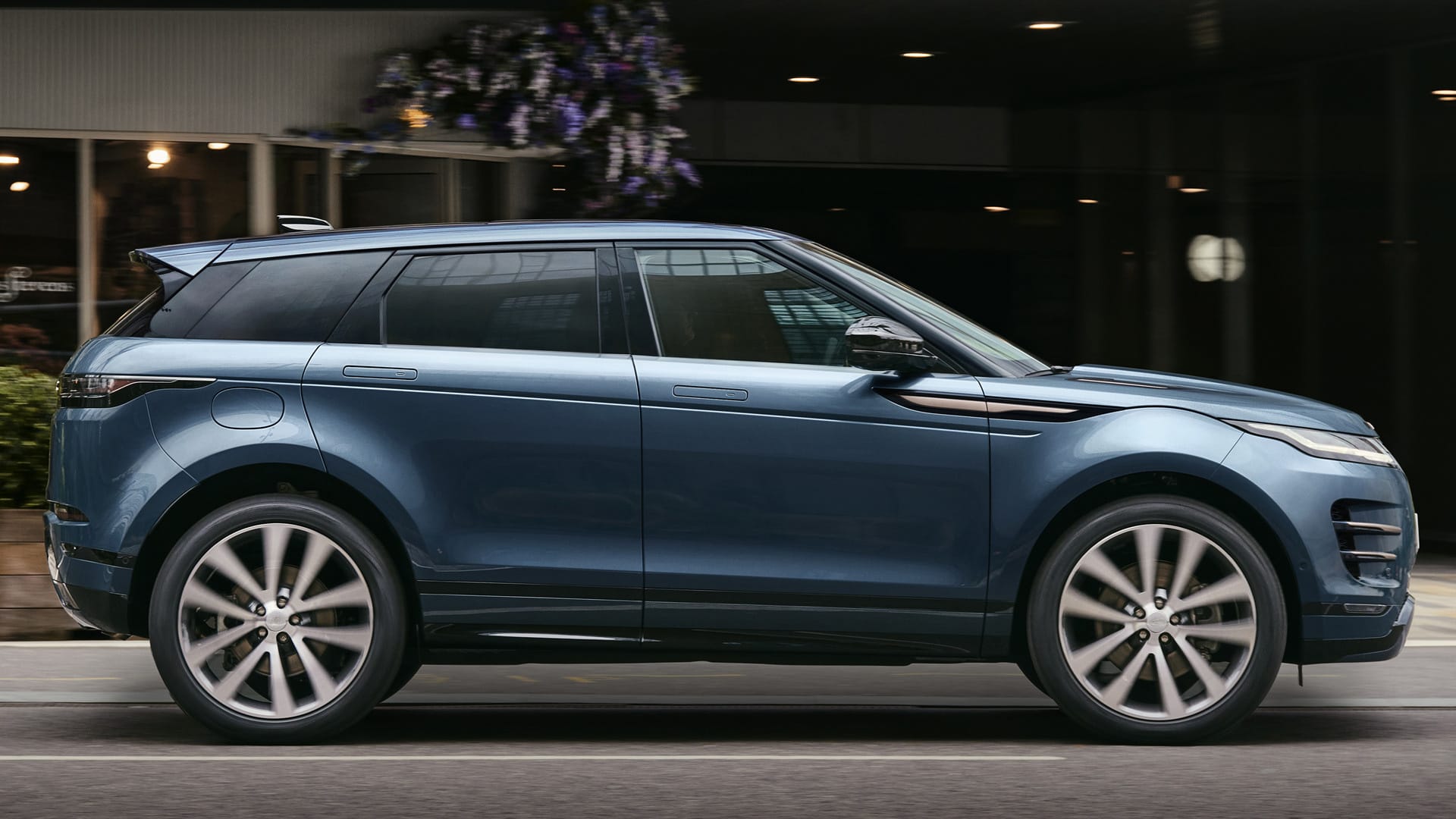 2025 Range Rover Evoque Autobiography | Perfect for SL Roads