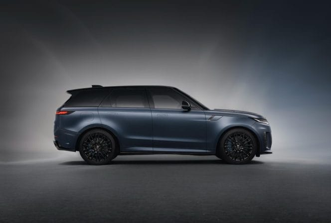 Why the 2025 Range Rover Sport SE Is Perfect for SL Roads